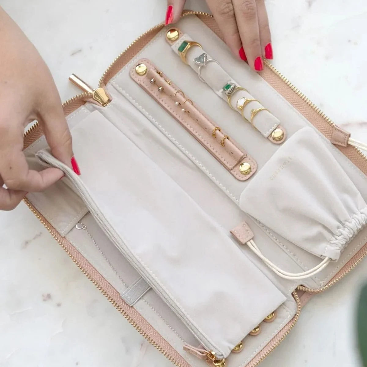 Blush Jewellery Wallet – Richard James Jeweller